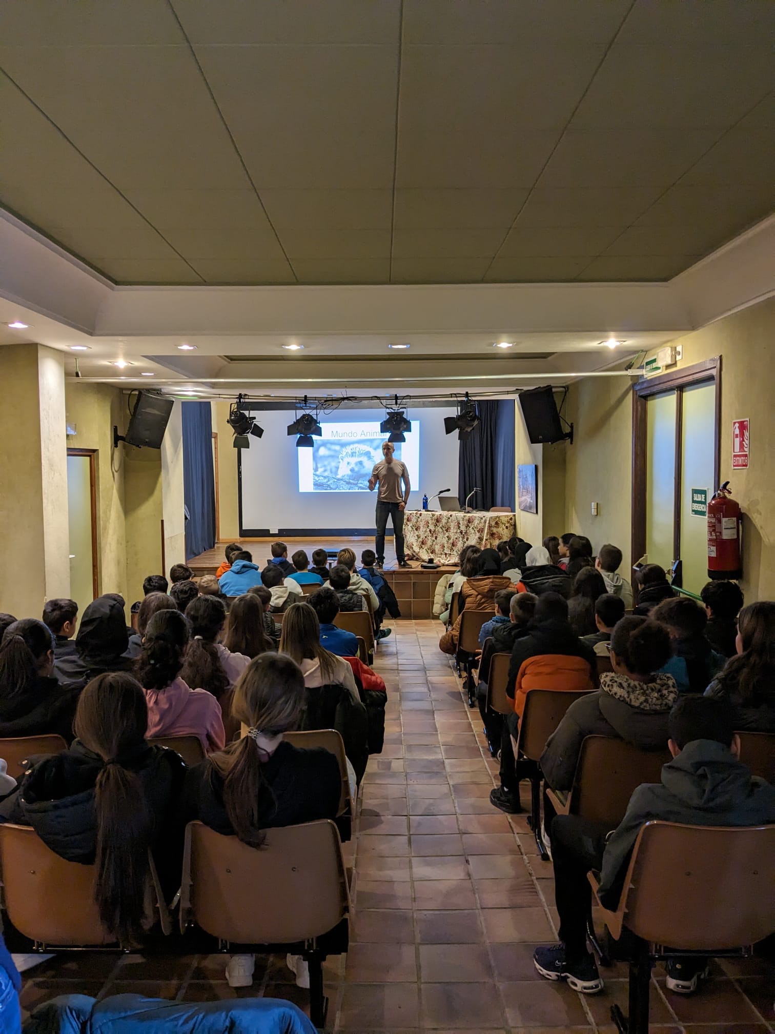 IES Salvador Victoria (Monreal del Campo) – Mundo Animal